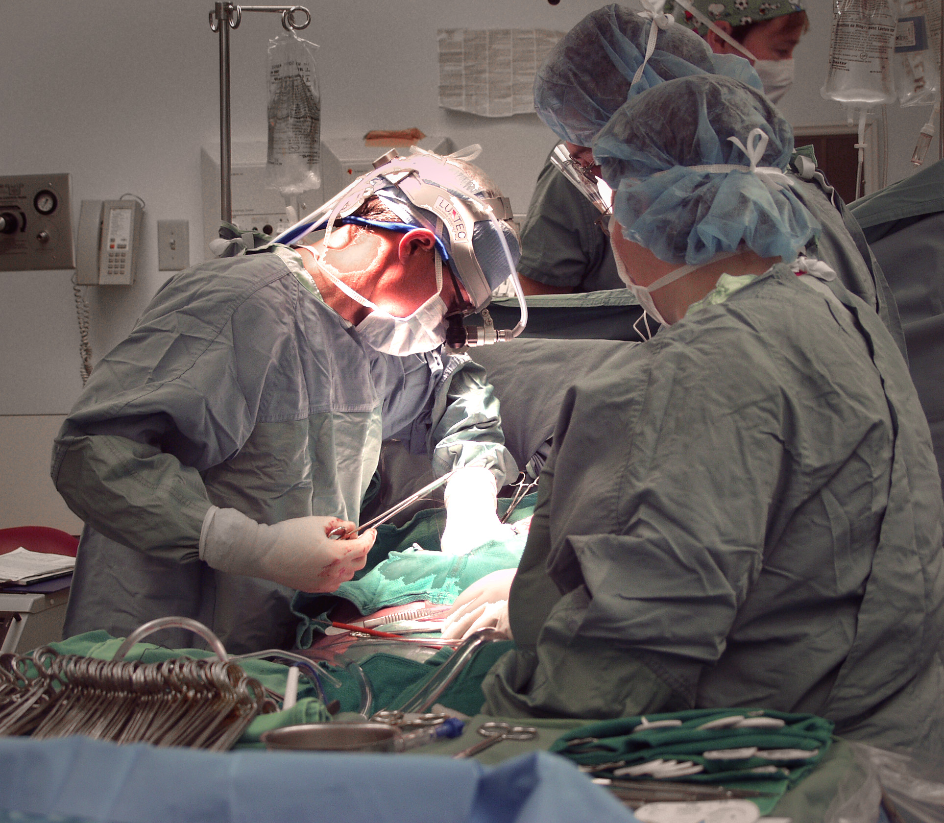 Total knee replacement surgeries now available in Waterville - Horizon Health Network